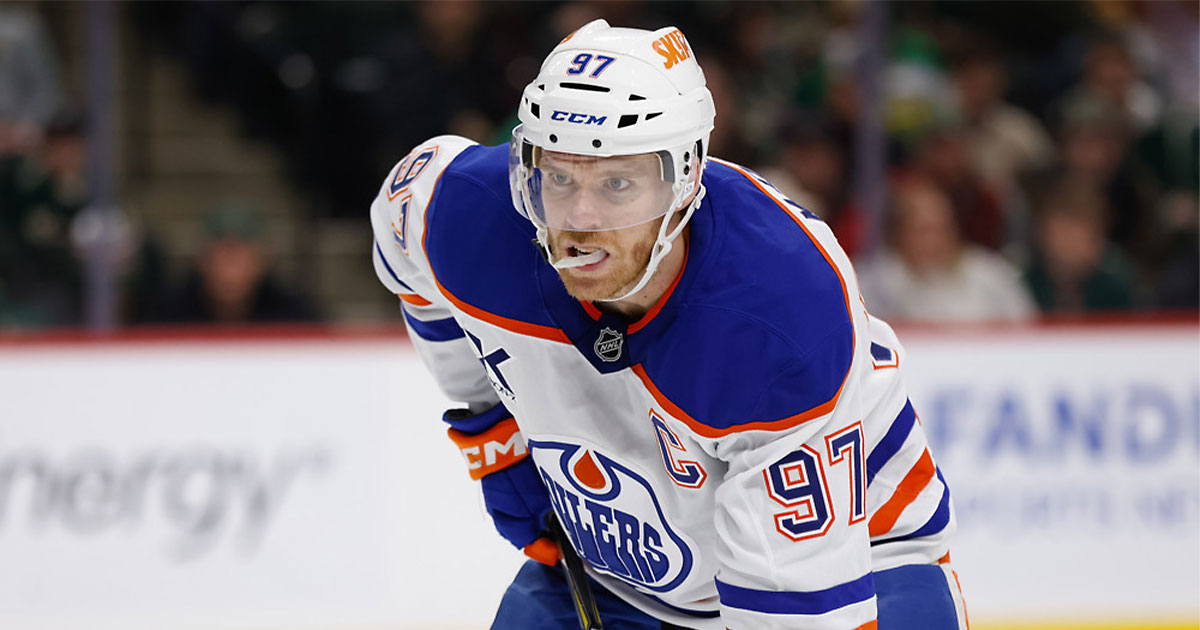 Connor McDavid Assessed Match Penalty for Brutal Cross-Check vs Canucks ...